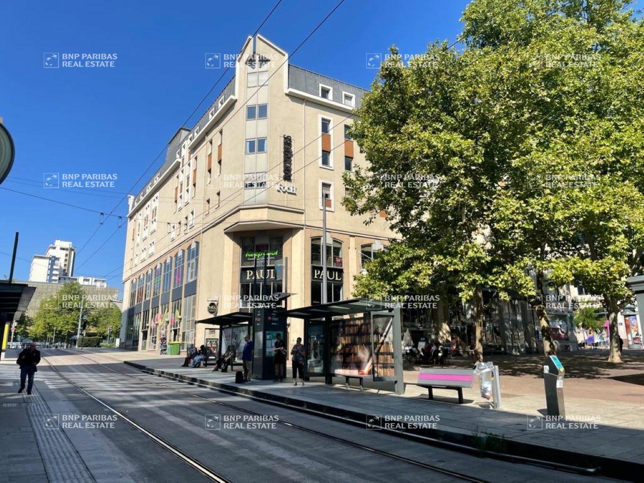 Commerce 982 m² à louer Nancy - Location de commerce - OLCOM2204502 ...